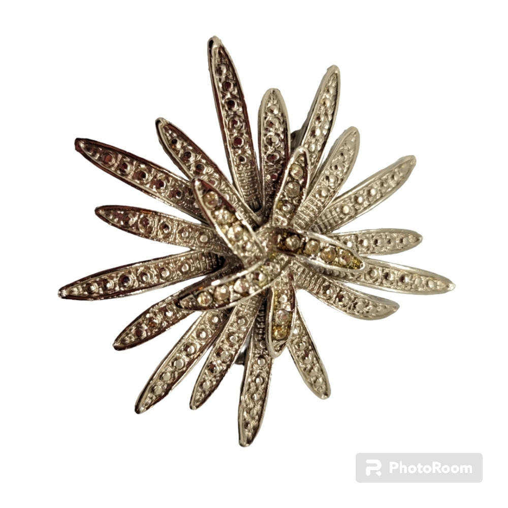Vintage Starburst Rhinestone Pave Brooch - Gem